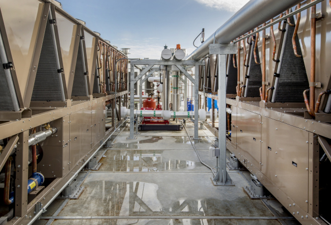 How to Know if Commercial Chillers Need Repairs or Replacement - Aircon ...